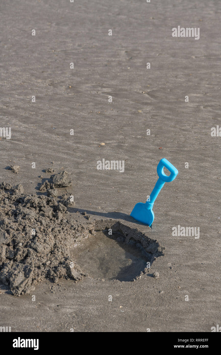 Se creuser dans un trou Banque de photographies et d’images à haute ...