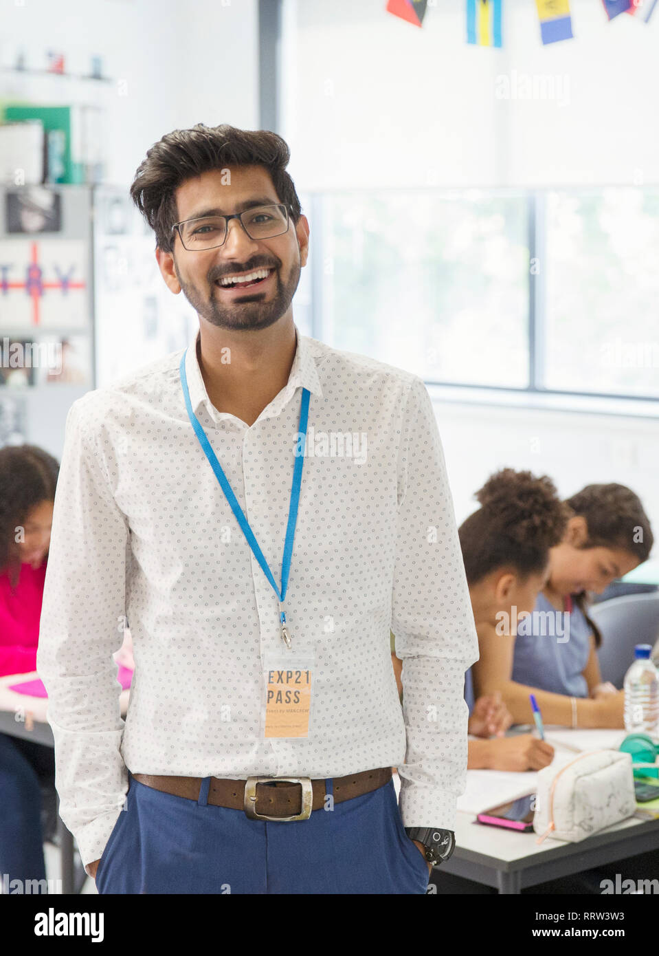 Enseignant dans une salle de classe Banque de photographies et d’images ...