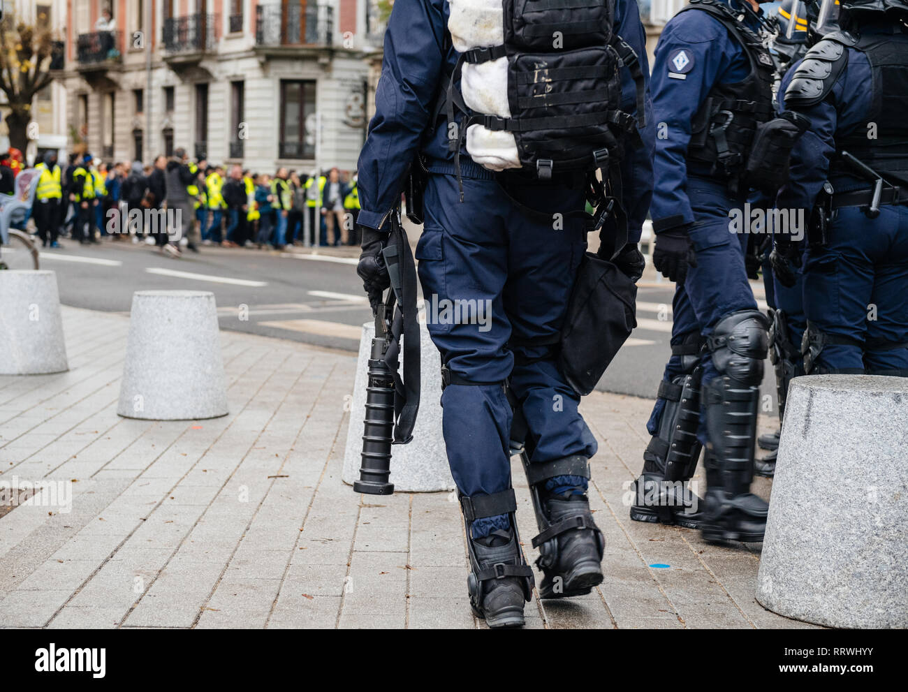 Crs police matraque Banque de photographies et d’images à haute ...