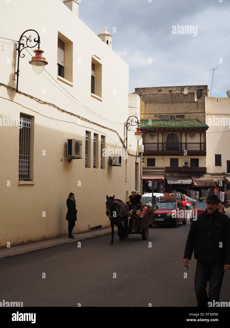 Plaque de rue marocaine Banque de photographies et d’images à haute ...