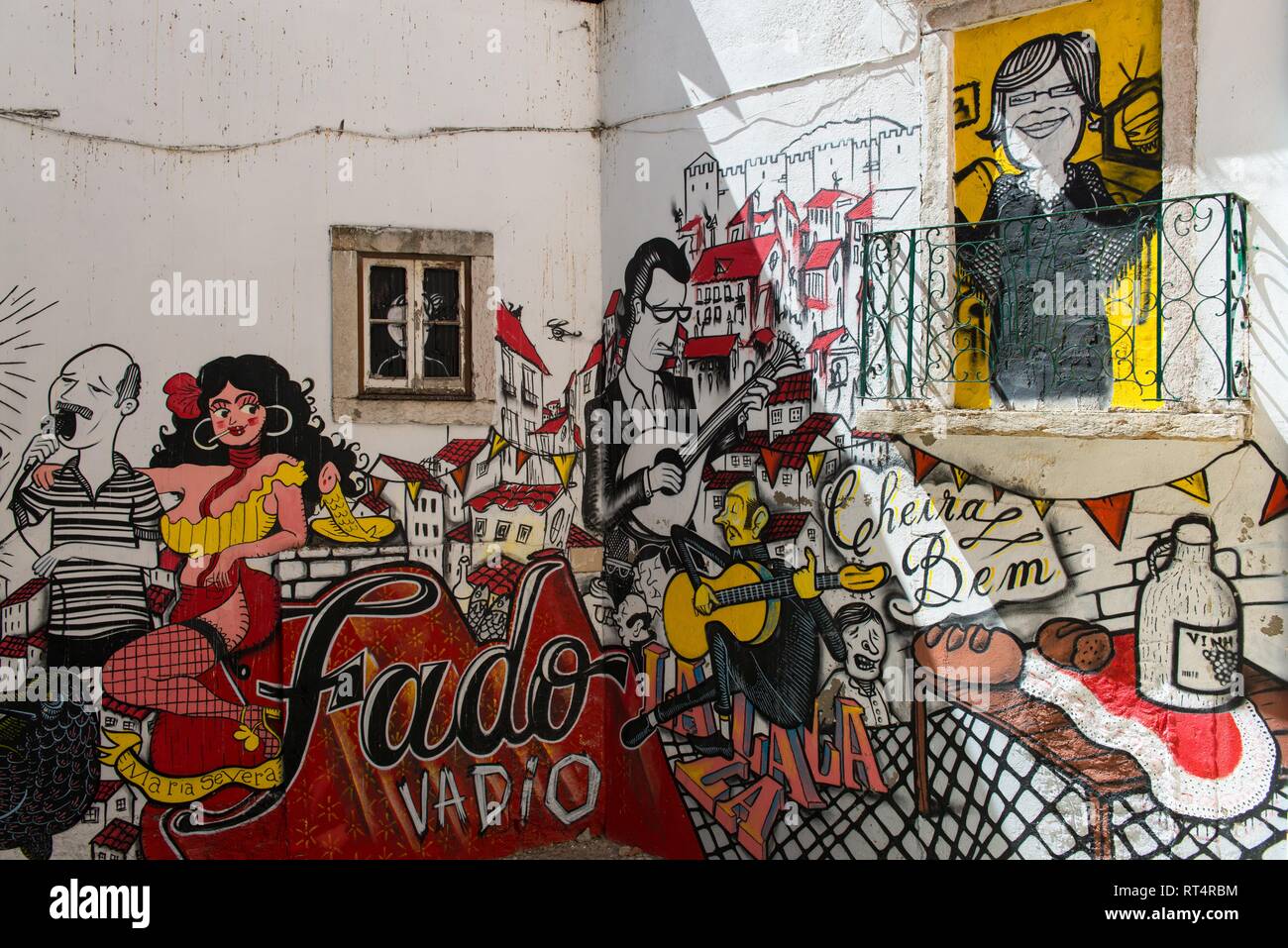 Le mur de graffitis de fado Banque de photographies et d’images à haute ...