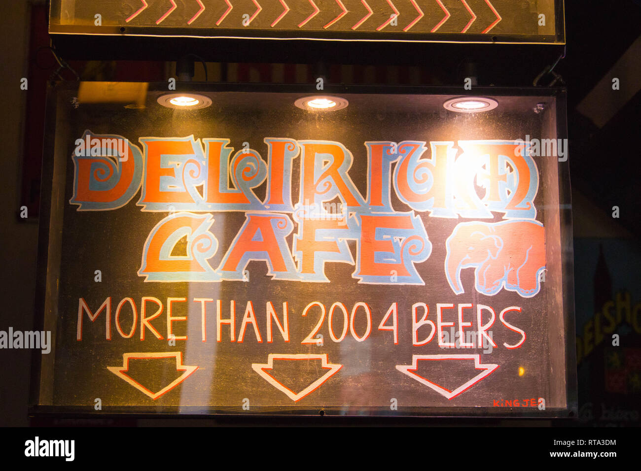 Delirium cafe Banque de photographies et d’images à haute résolution ...