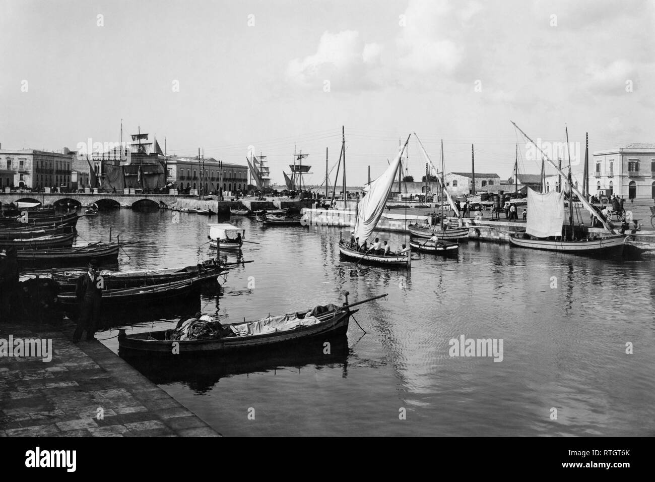 Syracuse 1900 Banque d'images noir et blanc - Alamy