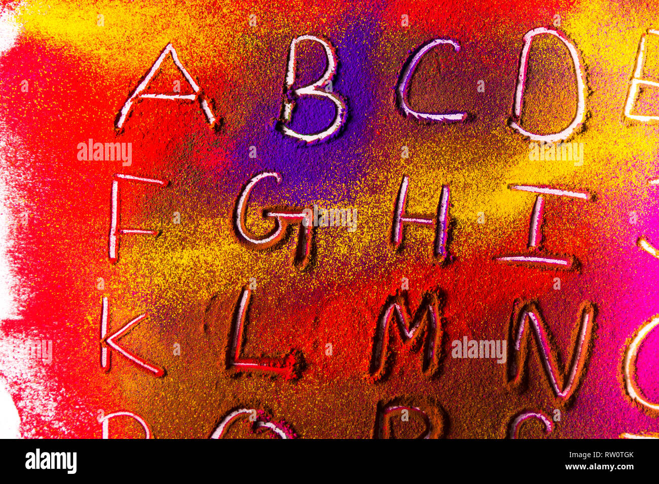 Modelage sur une plage Banque d'image et photos - Alamy