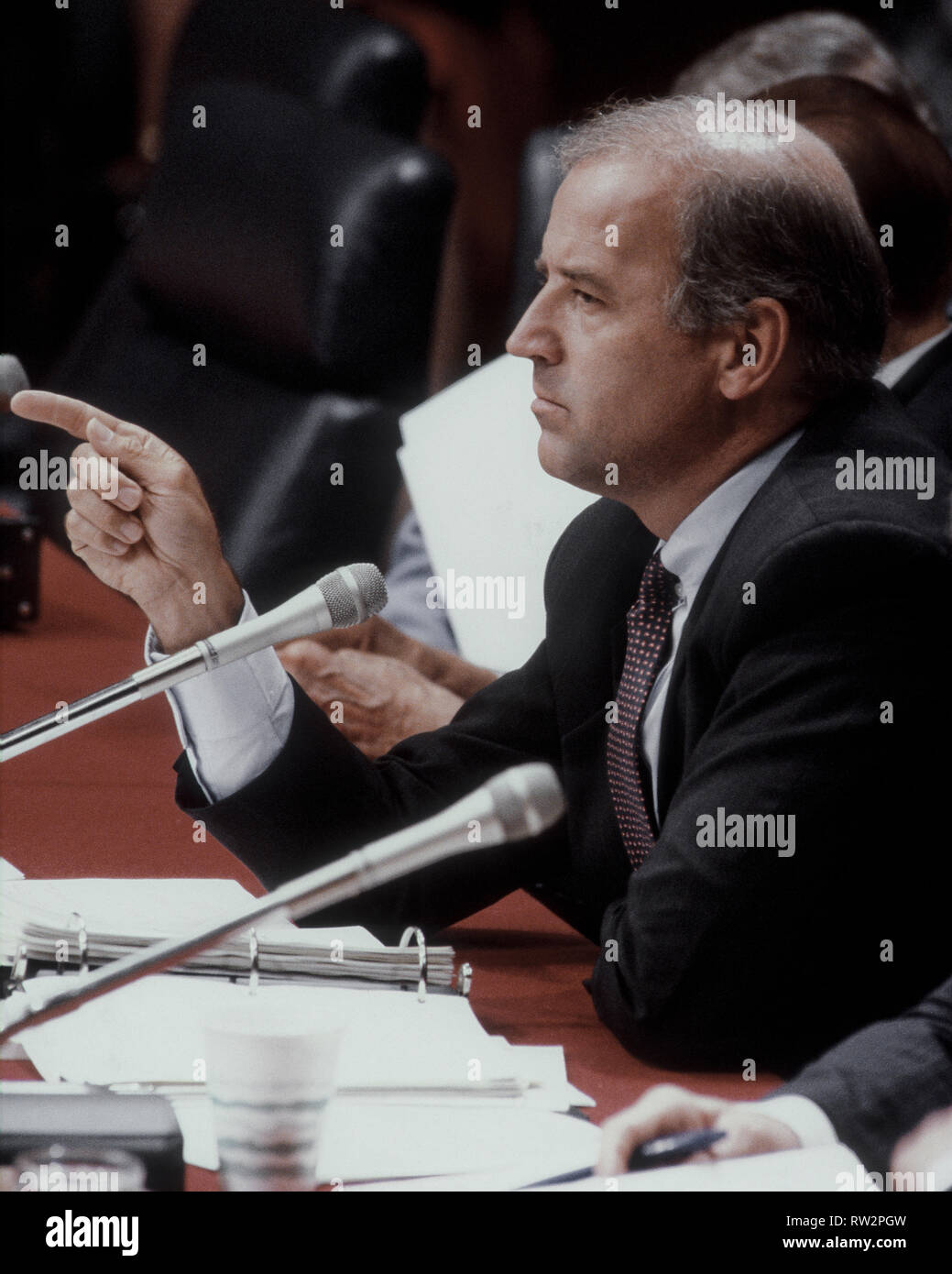 Joe biden 1990 Banque de photographies et d’images à haute résolution ...