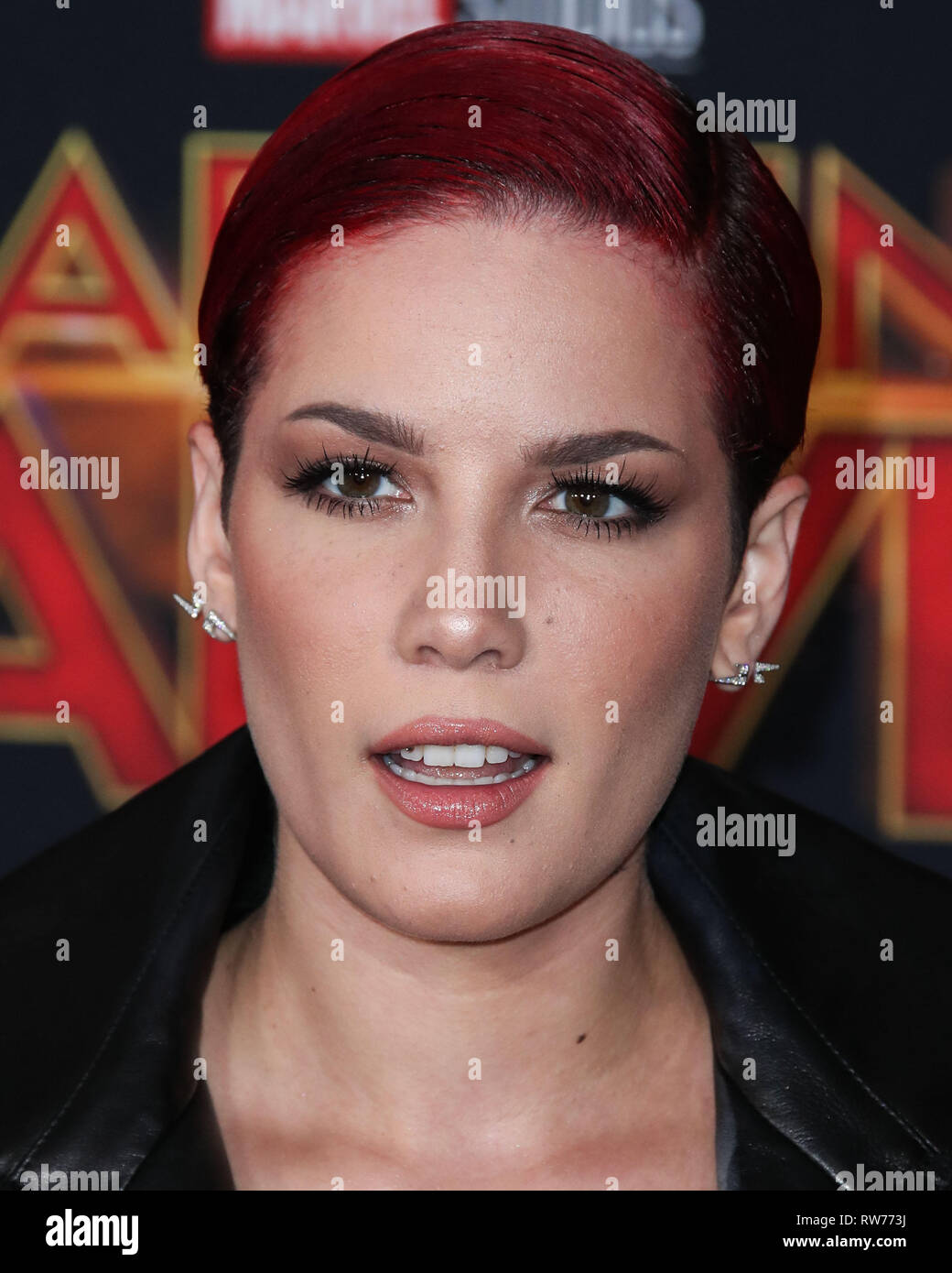 HOLLYWOOD, LOS ANGELES, CA, USA - Le 04 mars : la chanteuse Halsey ...