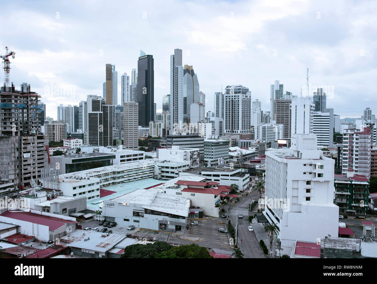 Horizon de la ville de panama Banque de photographies et d’images à ...