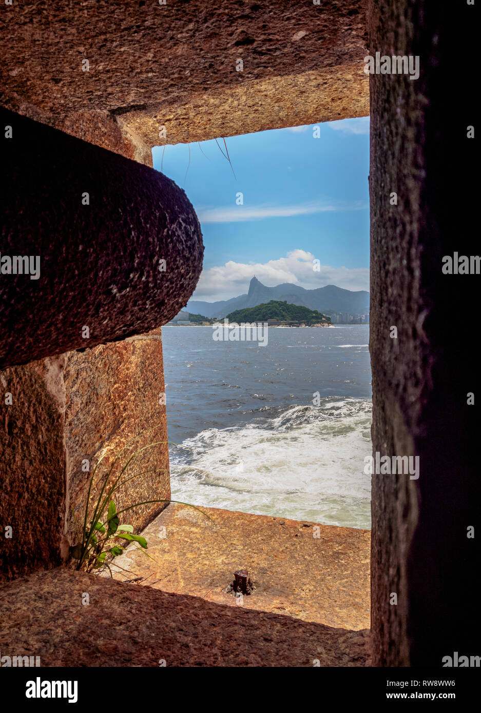 Fortaleza de santa cruz da barra Banque de photographies et d’images à ...