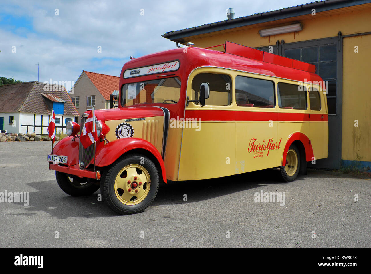 Oldtimer bus Banque de photographies et d’images à haute résolution - Alamy