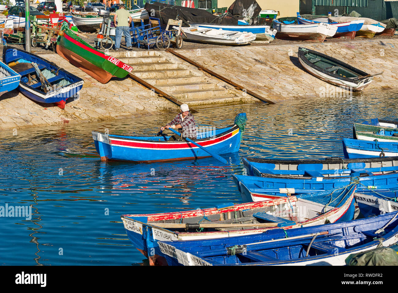 The Setubal Port Banque d'image et photos - Alamy