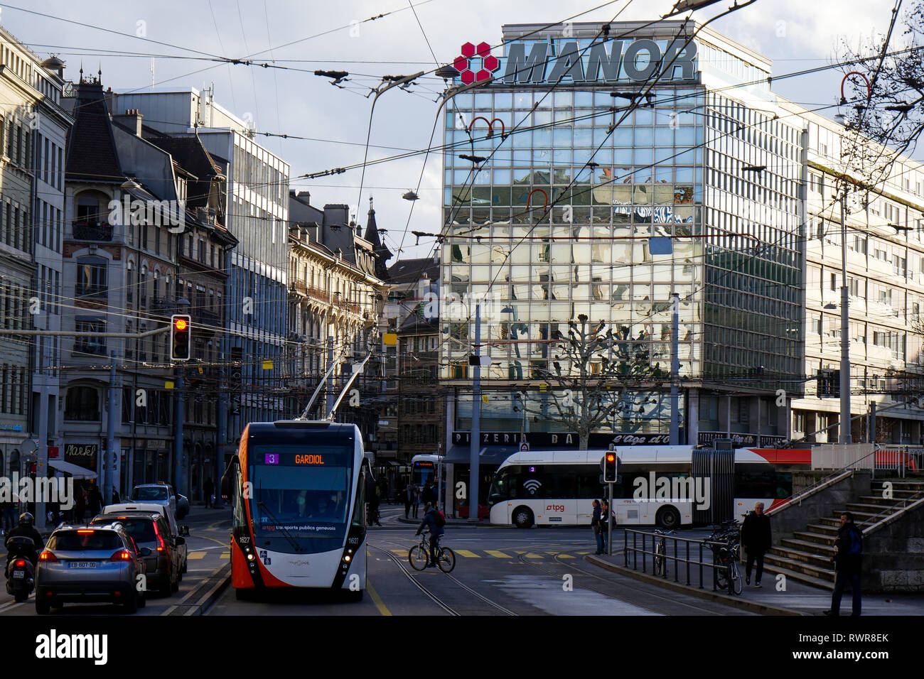 La gare de Cornavin, Genève, Suisse Photo Stock - Alamy