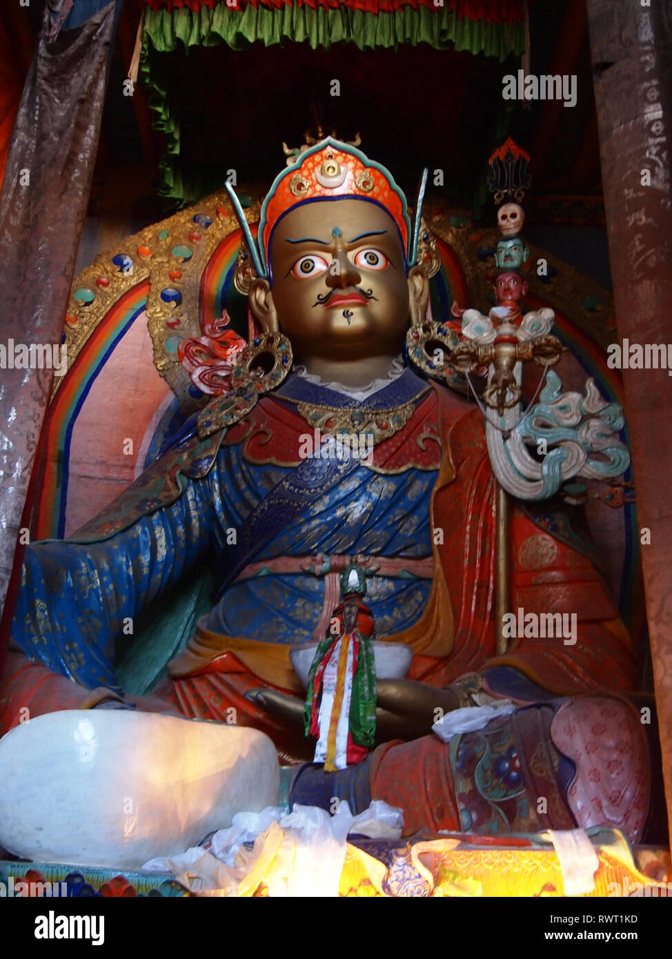 Guru rinpoche Banque de photographies et d’images à haute résolution ...