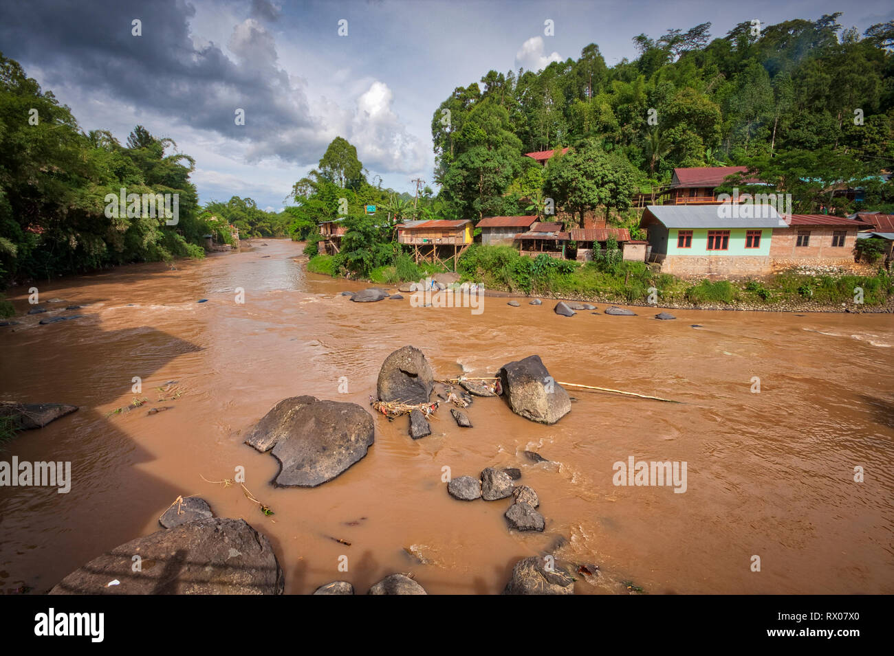 Jembatan alang alan Banque de photographies et d’images à haute ...