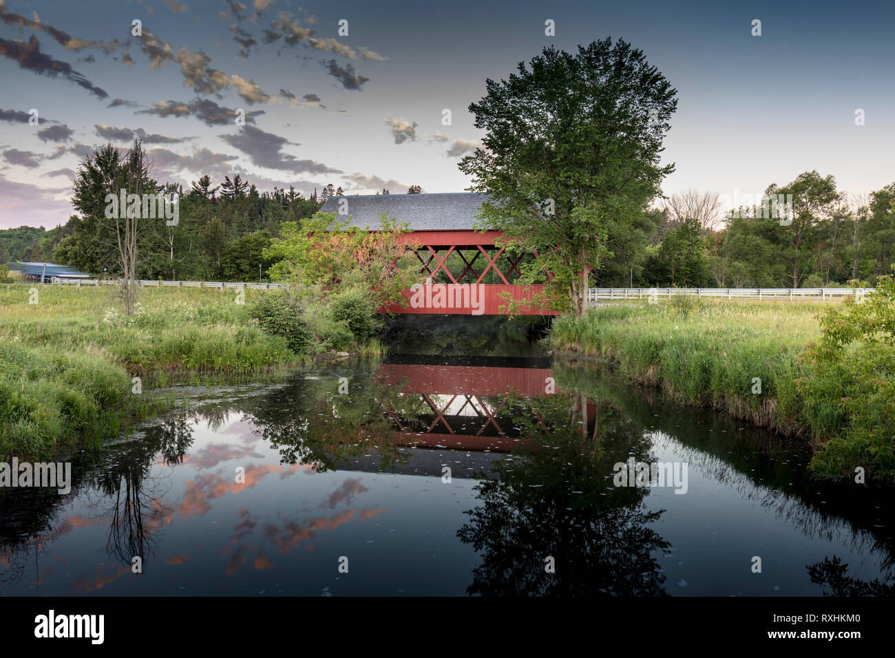 Covered Bridges Quebec Photos & Covered Bridges Quebec Images - Alamy