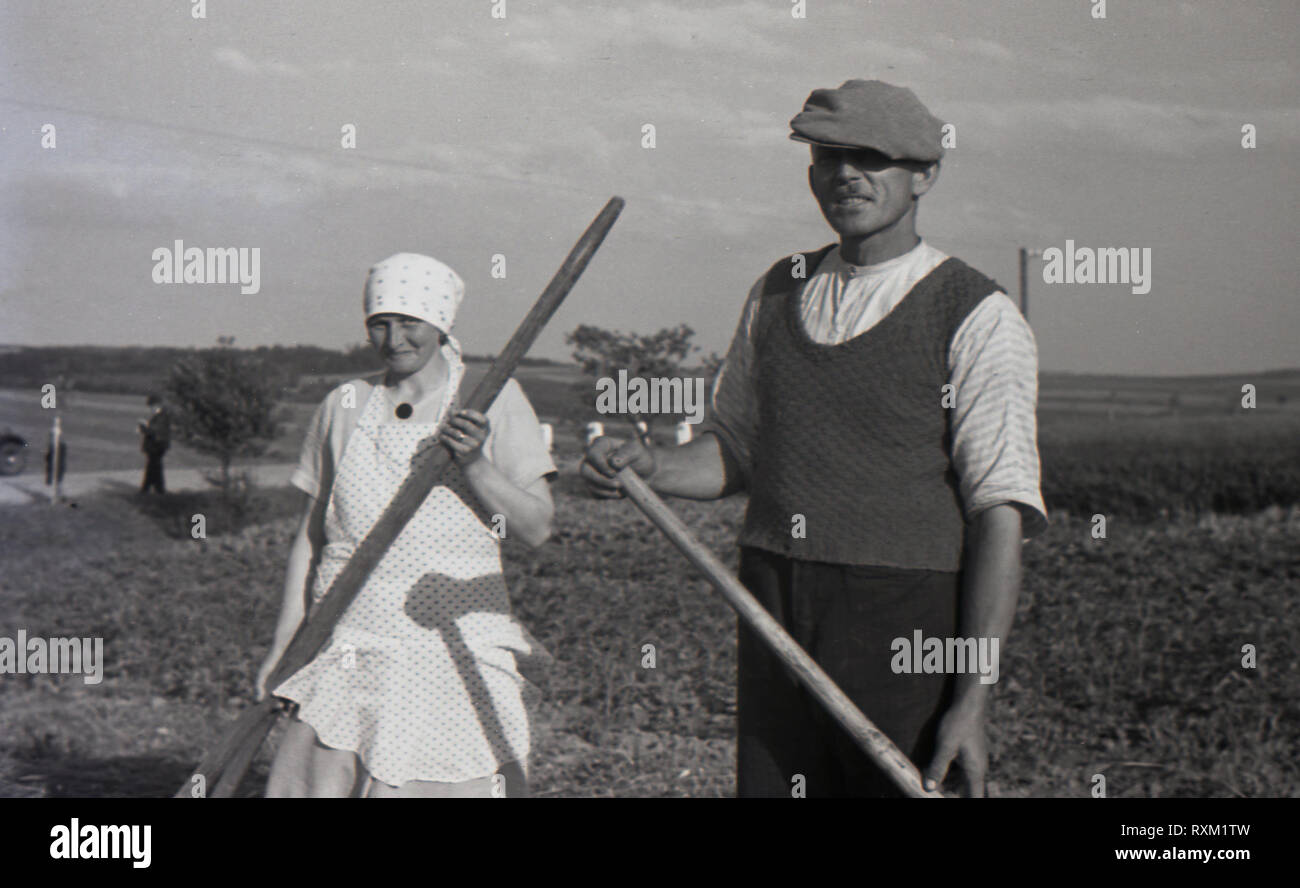 Farm Workers 1930s Banque d'image et photos - Alamy