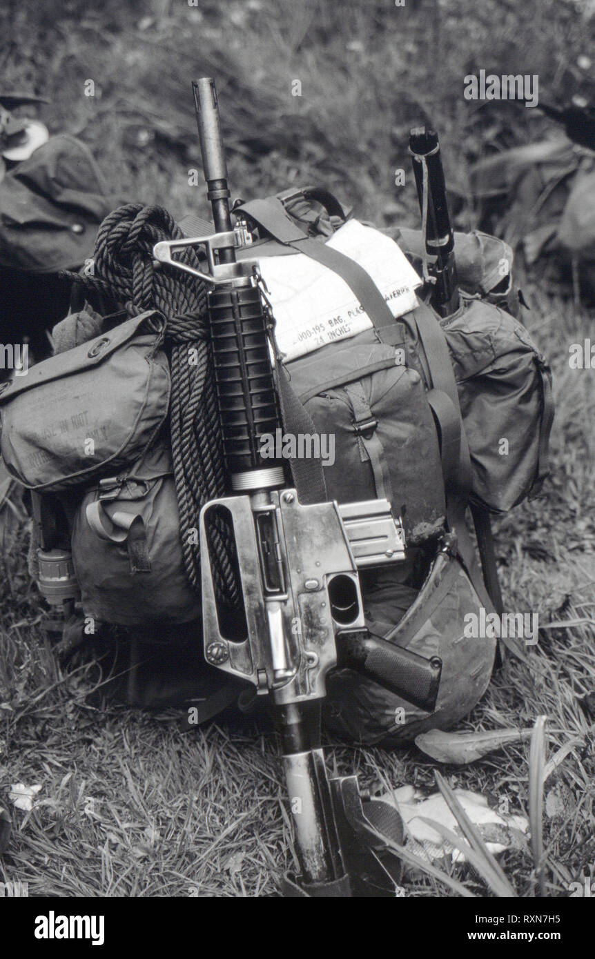 Machine gunner vietnam Banque de photographies et d’images à haute ...