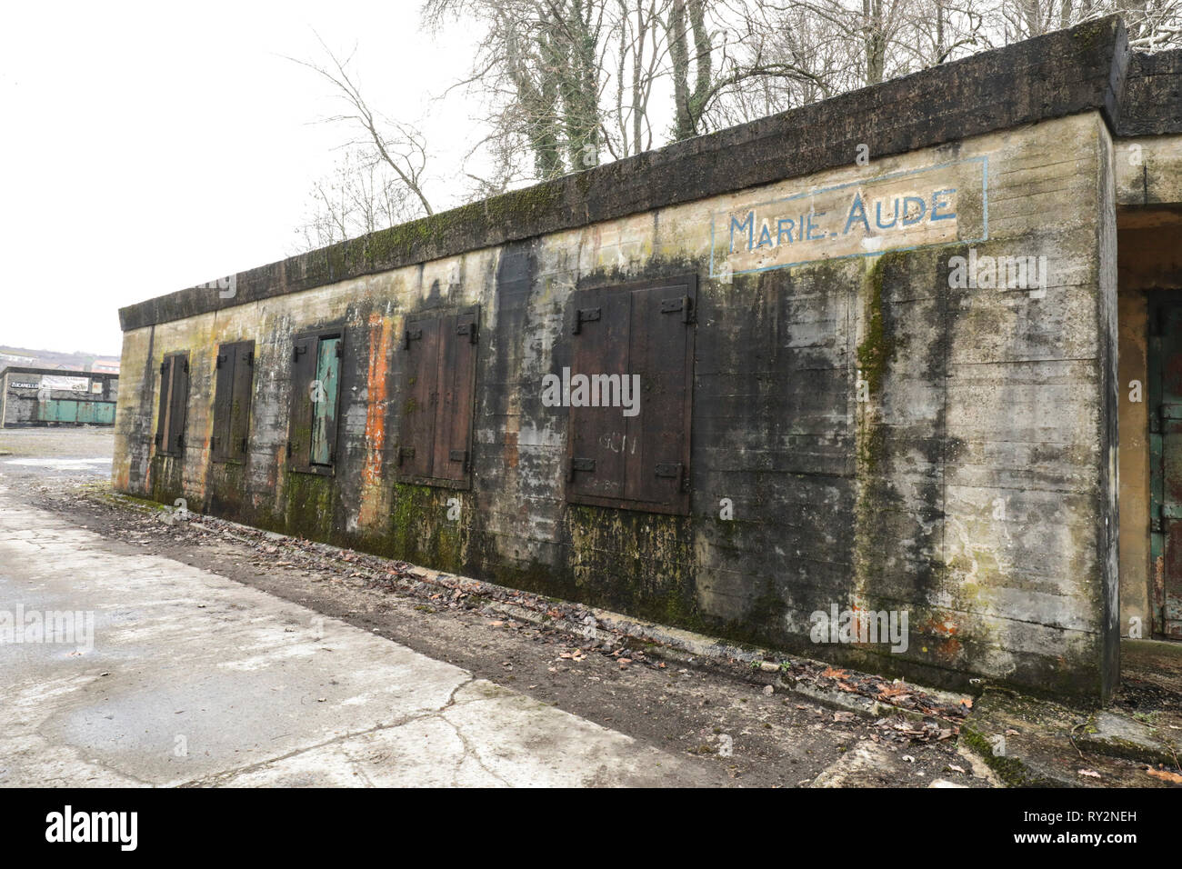 Le bunker du fuhrer Banque de photographies et d’images à haute ... Le bunker du fuhrer Banque de photographies et d’images à haute ...