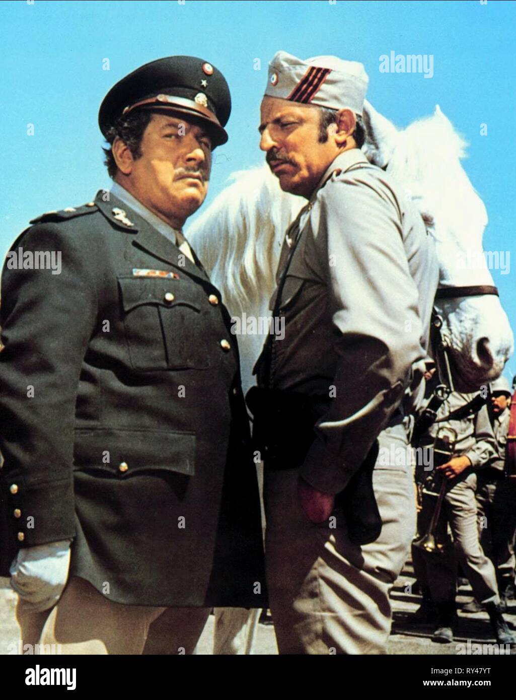 John astin Banque de photographies et d’images à haute résolution - Alamy