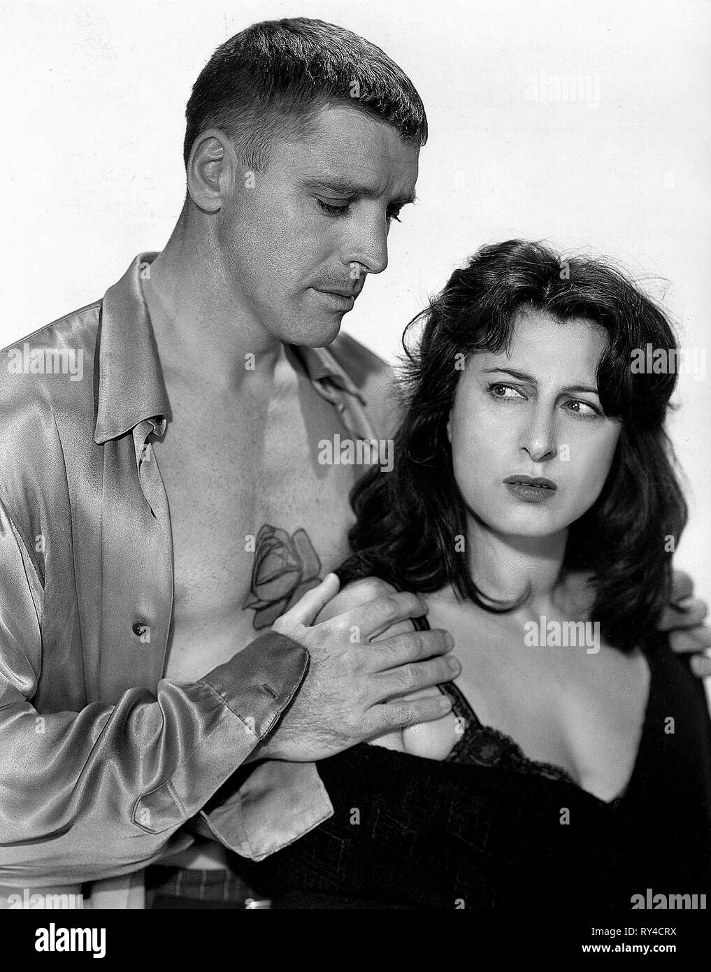 Le tatouage rose 1955 burt lancaster Banque de photographies et d ...