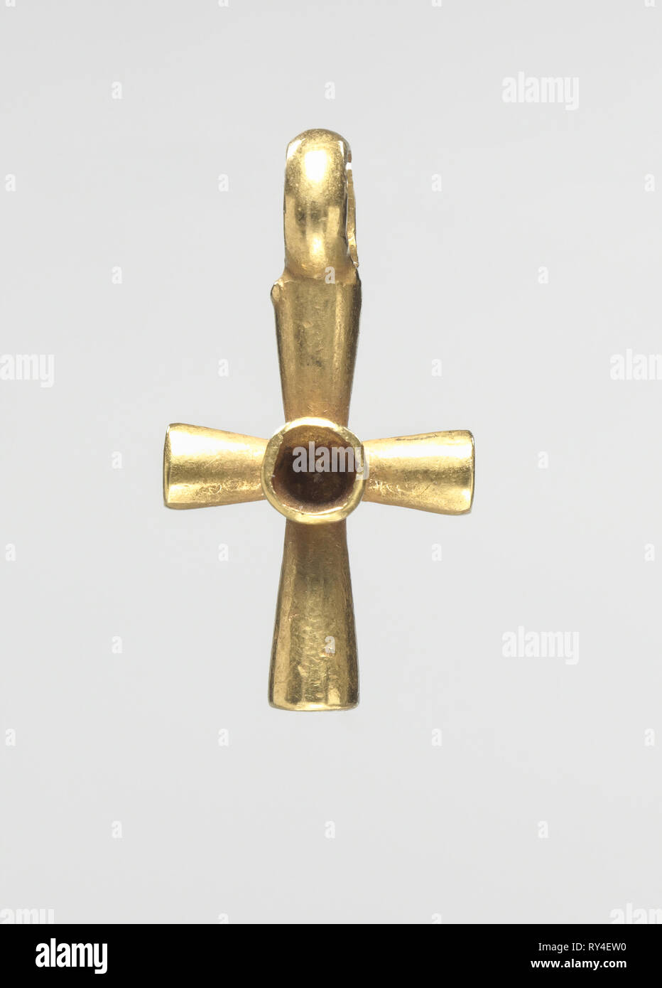 Byzantine cross pendant Banque de photographies et d’images à haute ...