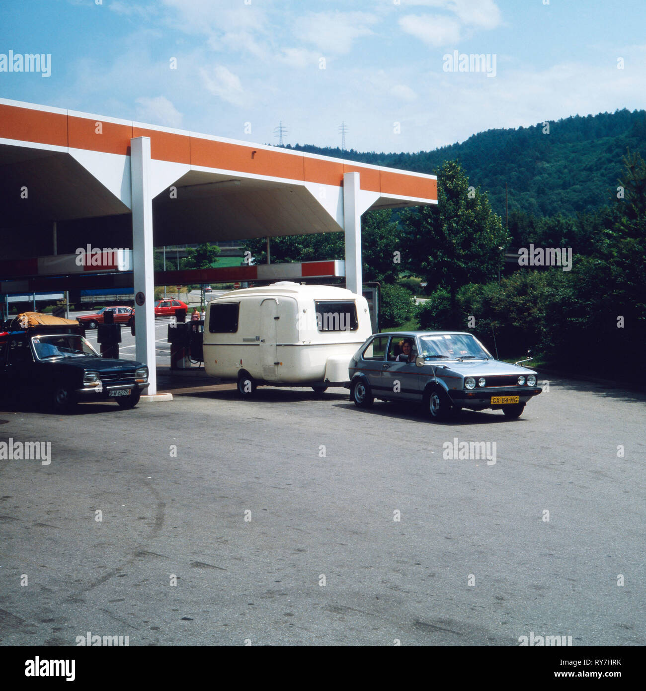 70er tankstelle Banque de photographies et d’images à haute résolution ...