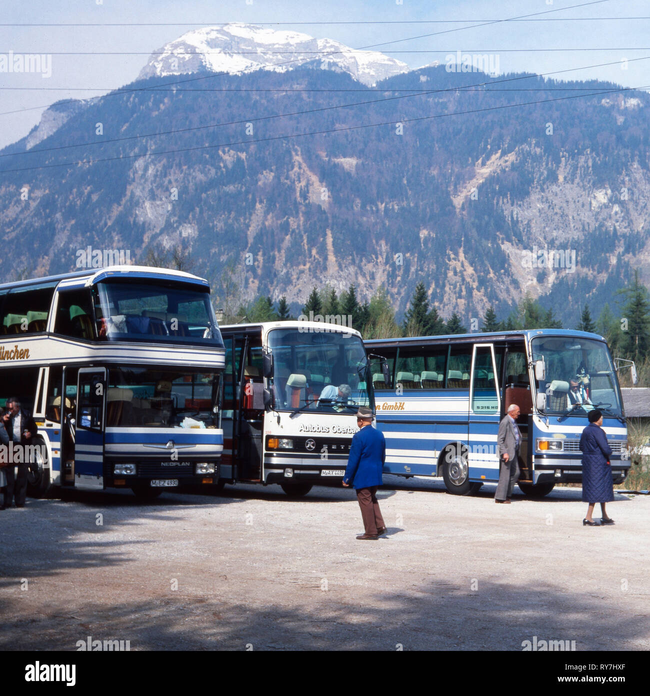 Autobus des années 1970 Banque de photographies et d’images à haute ...