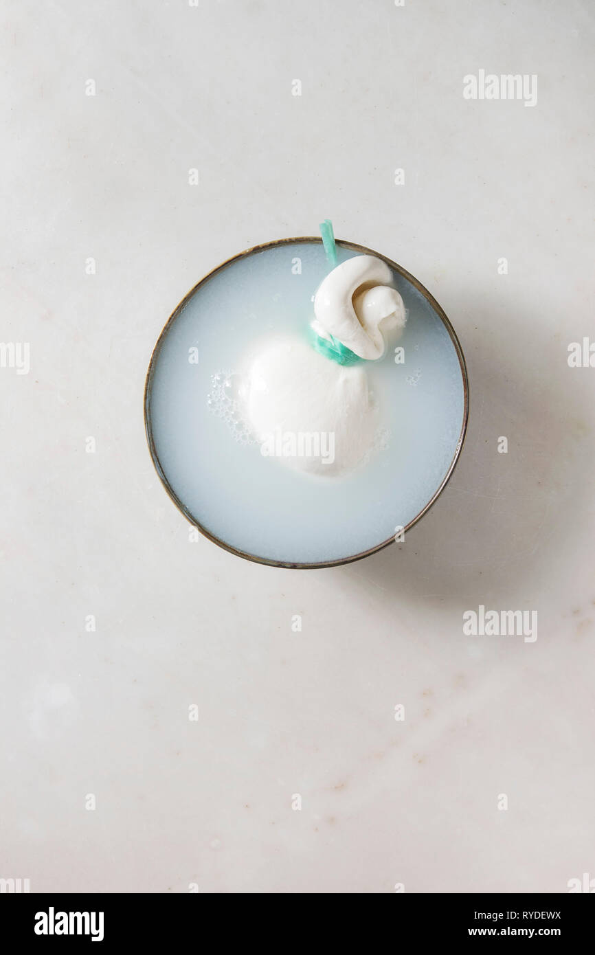 Fromage de saumure blanche Banque de photographies et d’images à haute ...