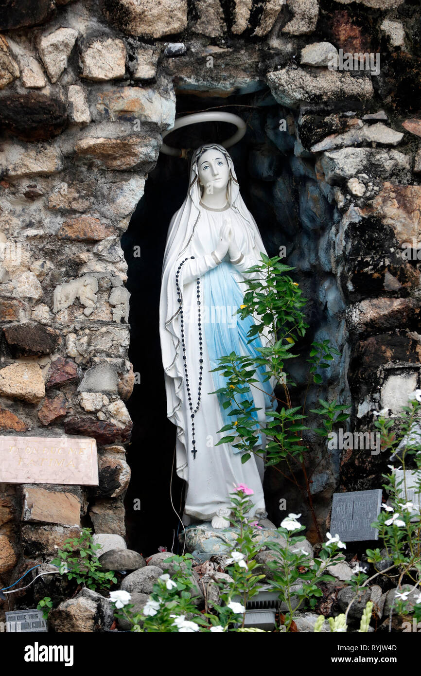 Statue vierge Banque de photographies et d’images à haute résolution ...