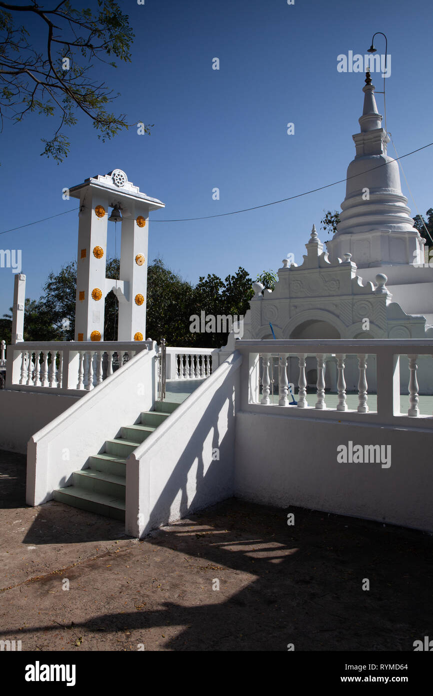 Raja Maha Vihara Dowa temple, Sri Lanka. Le temple a gagner en ...