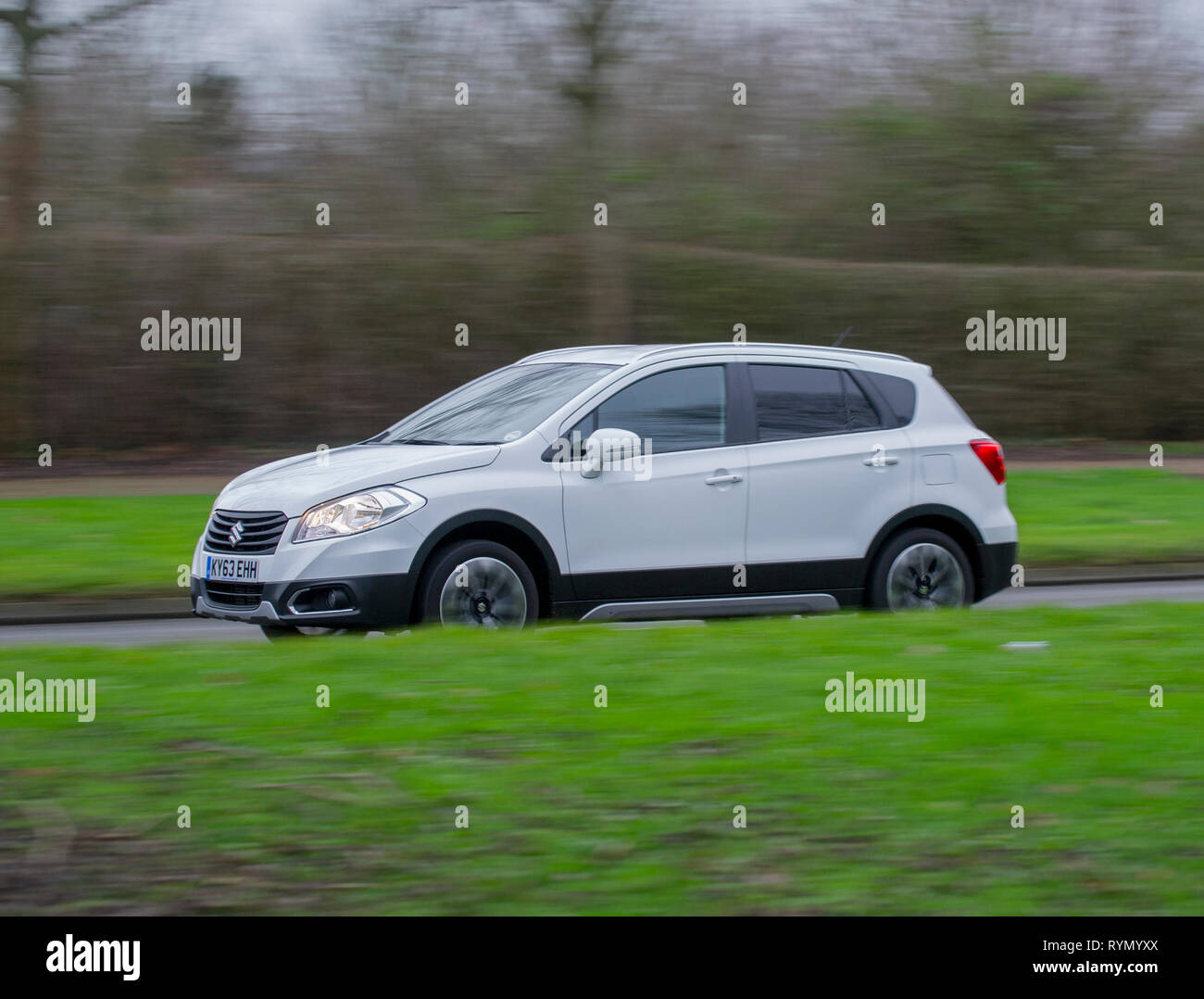 Crossover suv Banque de photographies et d’images à haute résolution ...