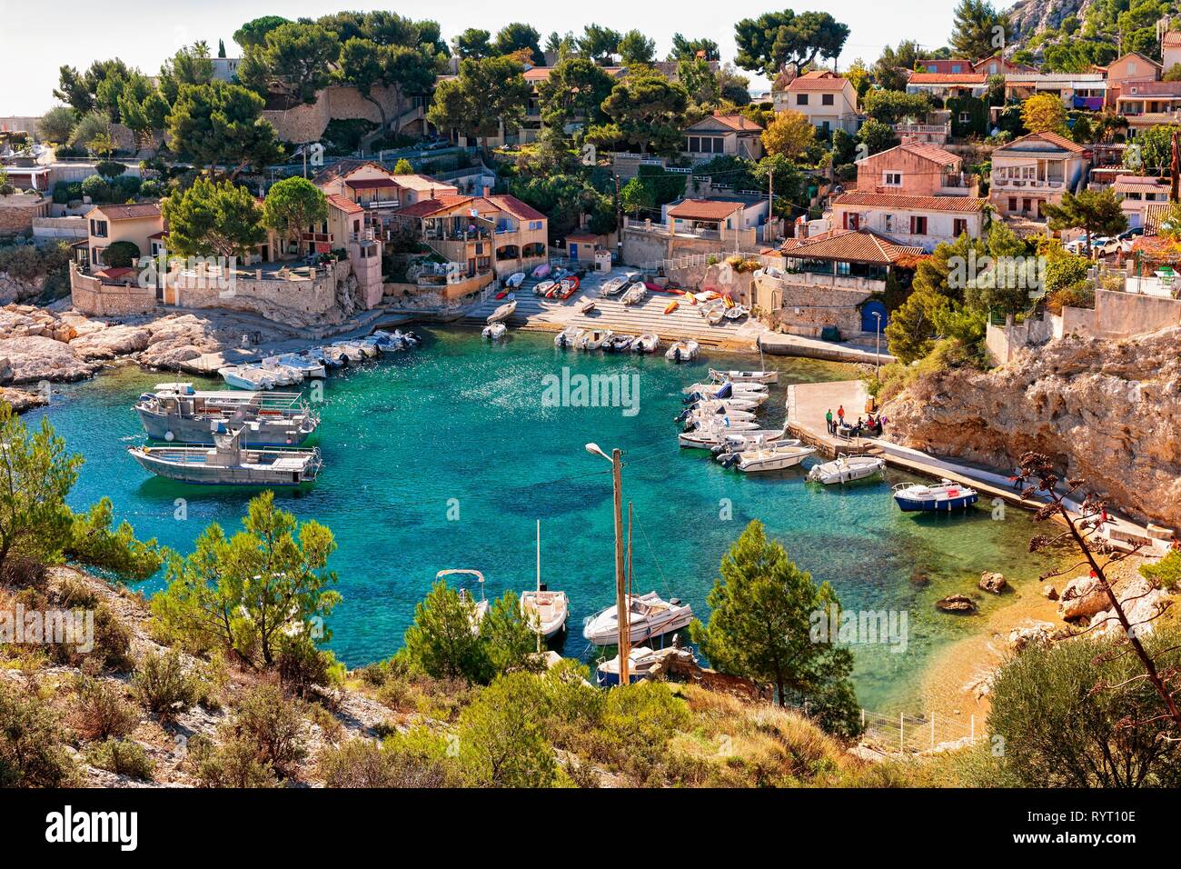 Calanque niolon Banque de photographies et d’images à haute résolution ...