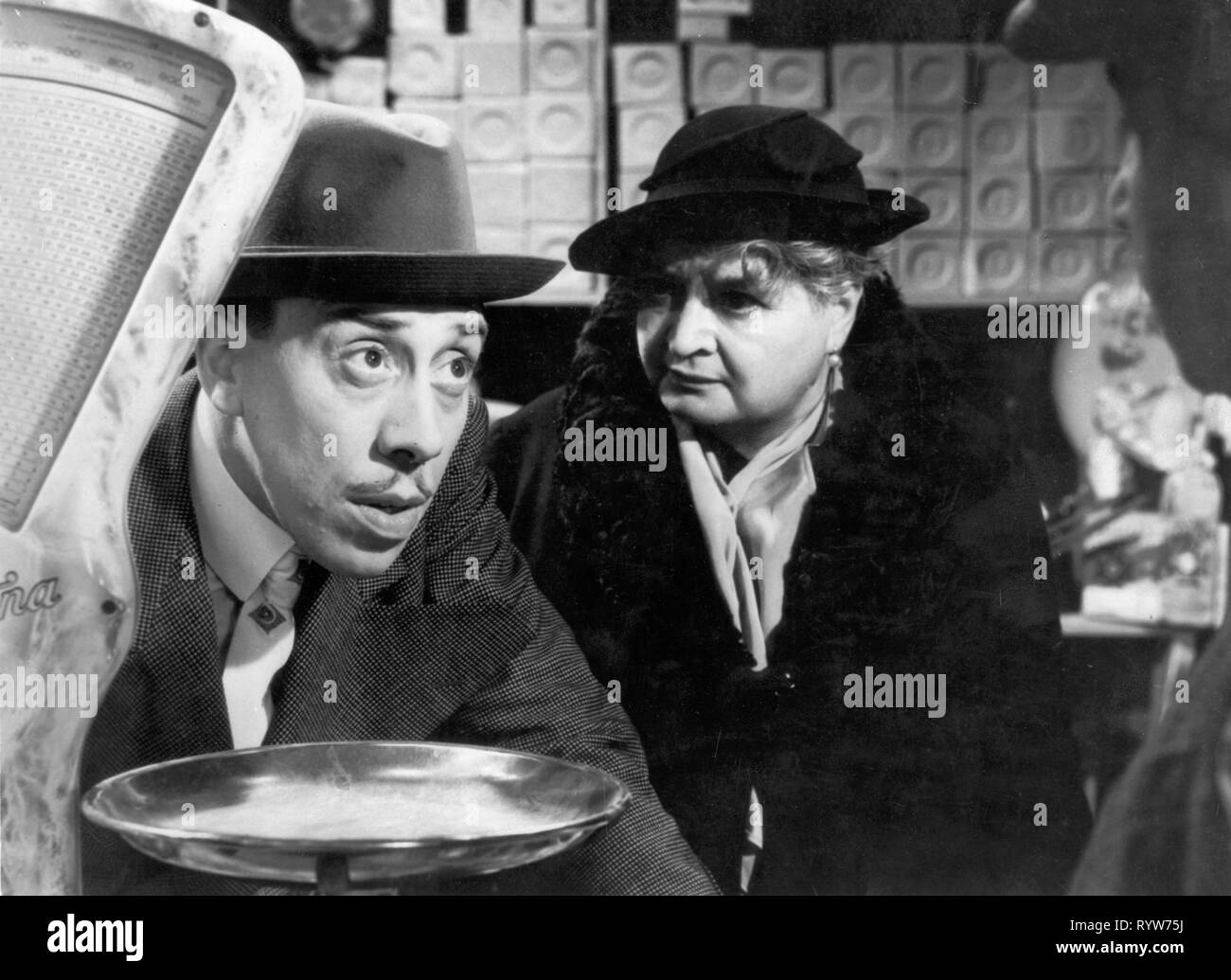 épicerie france Banque d'images noir et blanc - Alamy