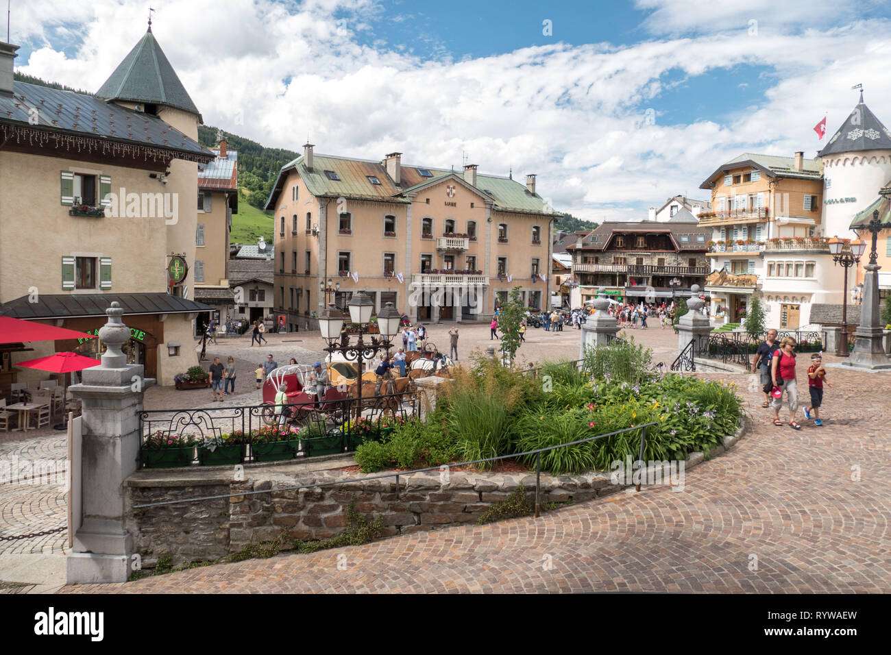 Megeve france summer Banque de photographies et d’images à haute ...