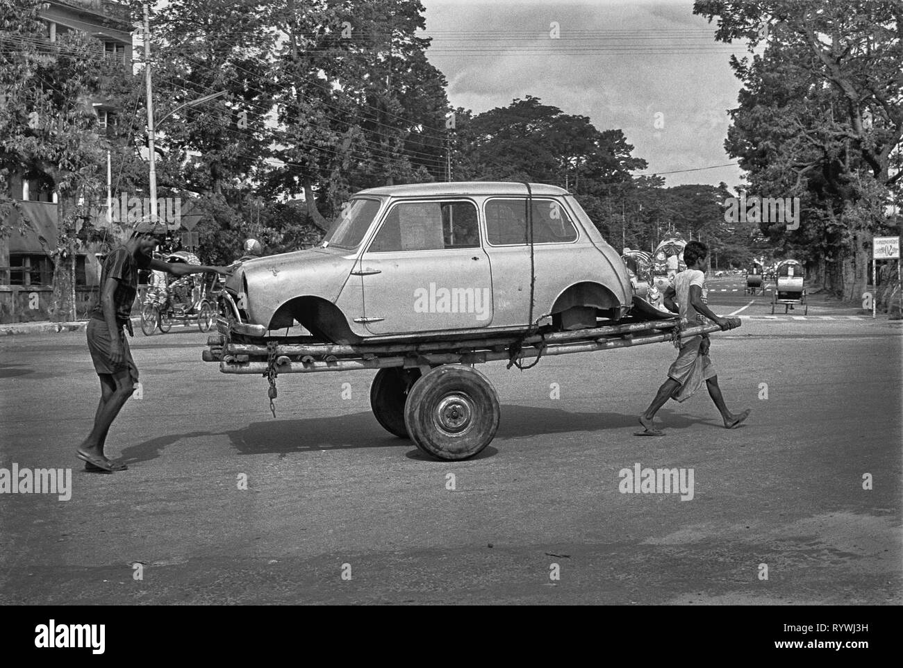 Voitures classiques des années 1980 Banque d'images noir et blanc - Alamy