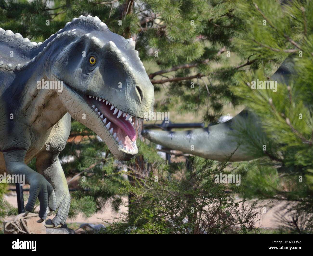 Dino le dinosaure Banque de photographies et d’images à haute ... Dino le dinosaure Banque de photographies et d’images à haute ...