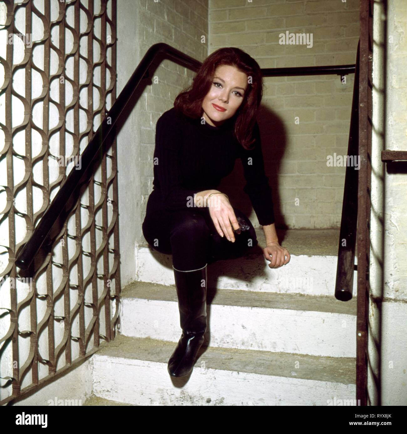 The Avengers Diana Rigg Banque d'image et photos - Alamy
