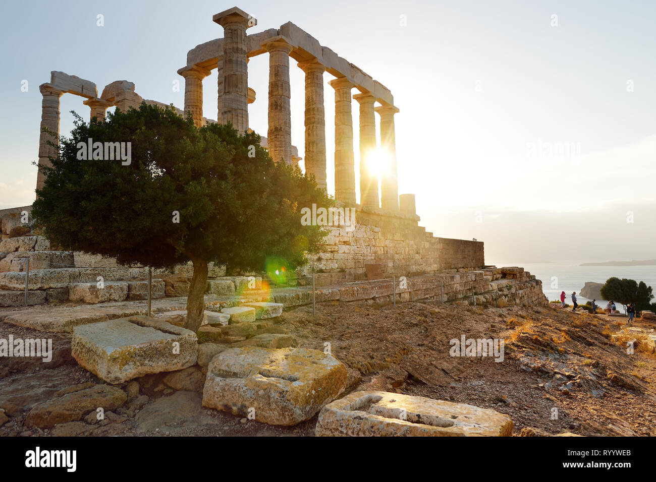 Le grec ancien temple de Poséidon au Cap Sounion, l'un des principaux ...