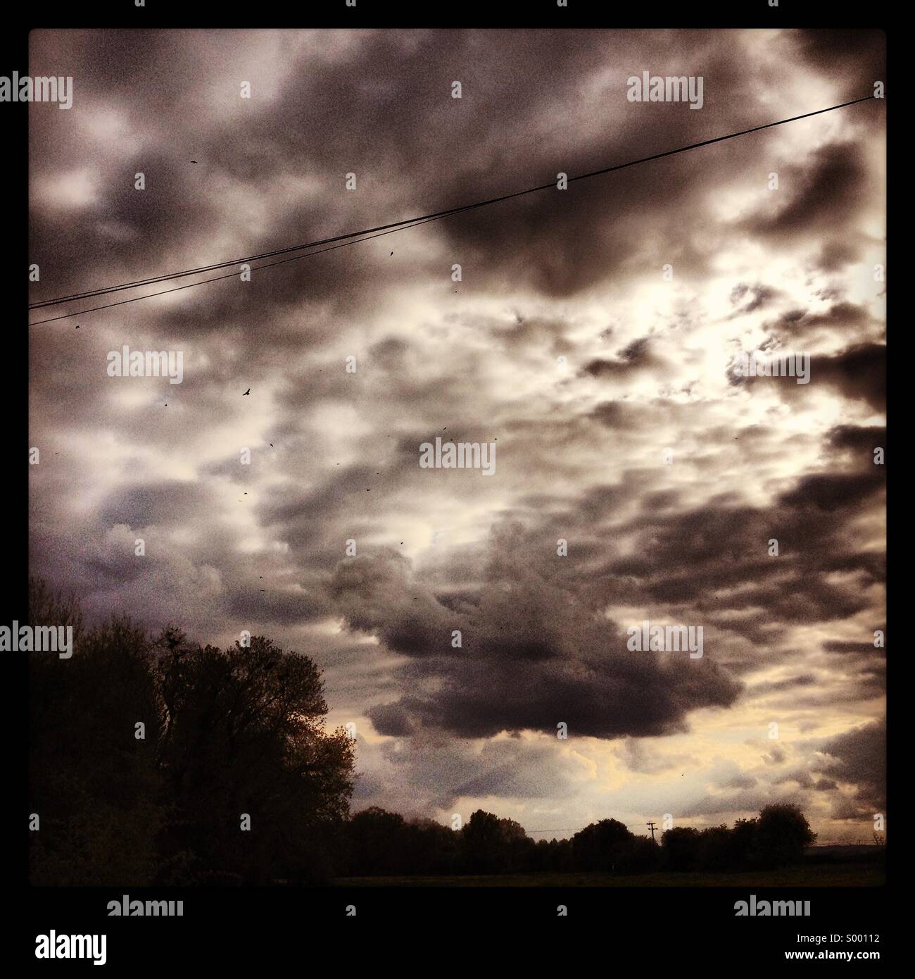 Ciel effrayant Banque de photographies et d’images à haute résolution ...