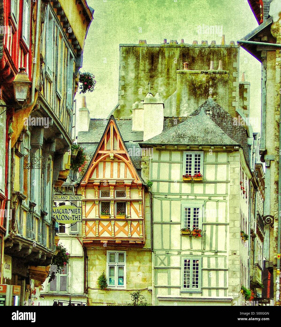 Vieille ville quimper bretagne france Banque de photographies et d ...