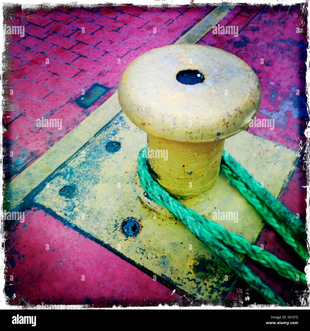 Corde D'amarrage Pour Bateau Banque d'image et photos - Alamy