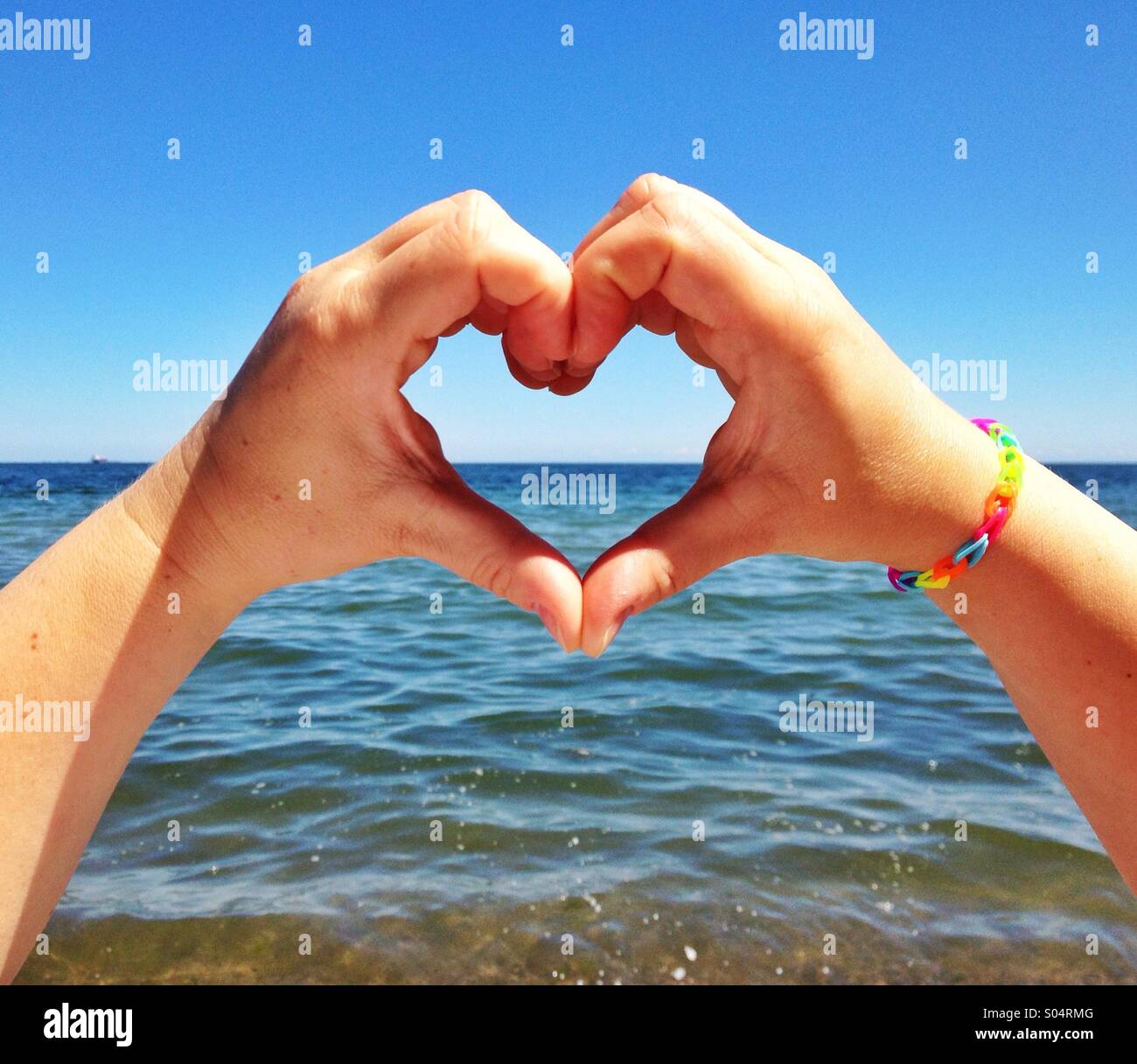 Des mains qui forment Banque de photographies et d’images à haute ...