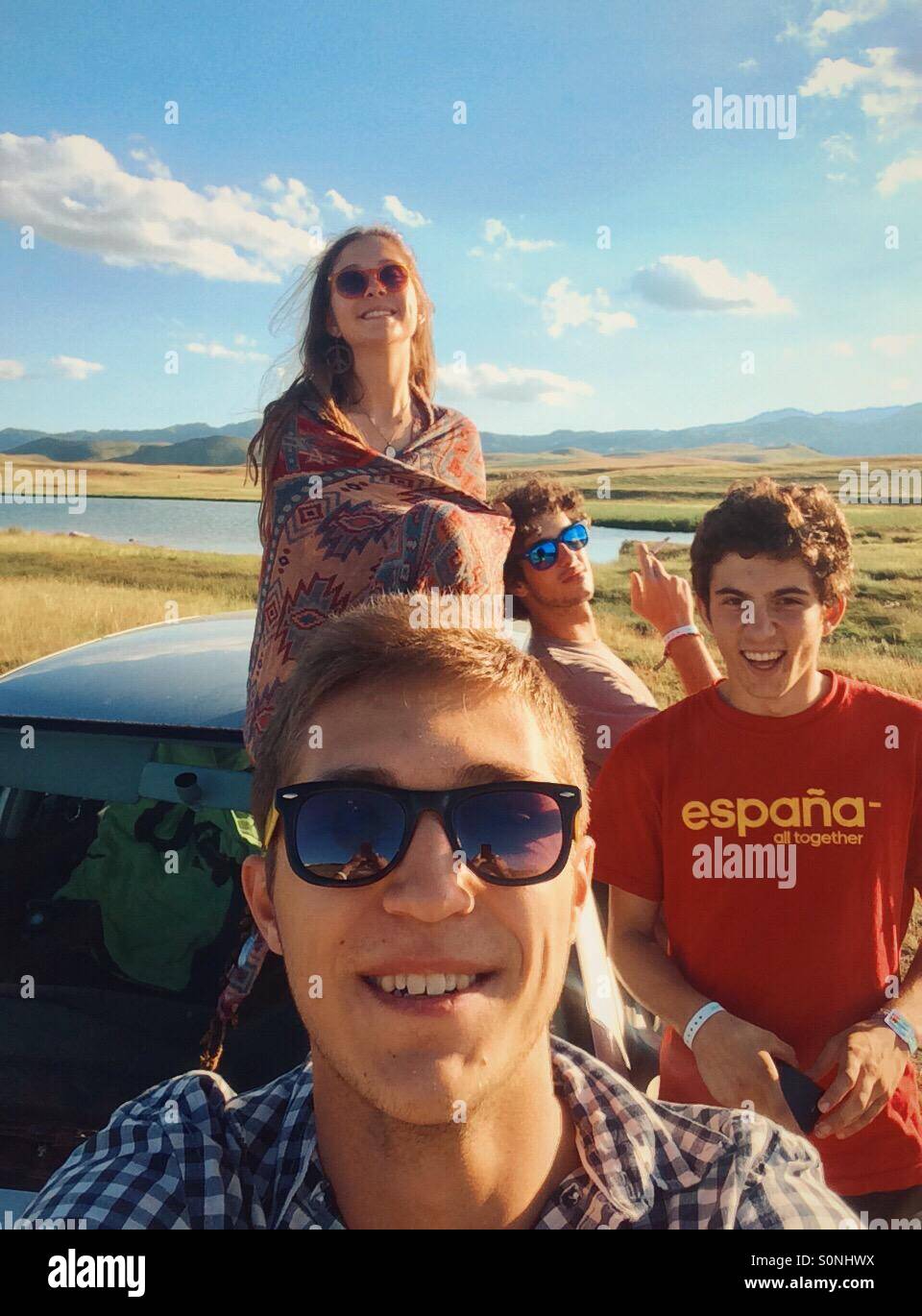 Nulle part fille Banque de photographies et d’images à haute résolution ...