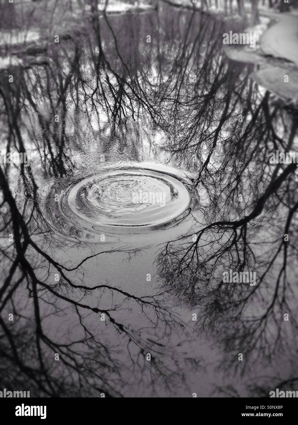 Ripples of water Banque de photographies et d’images à haute résolution ...