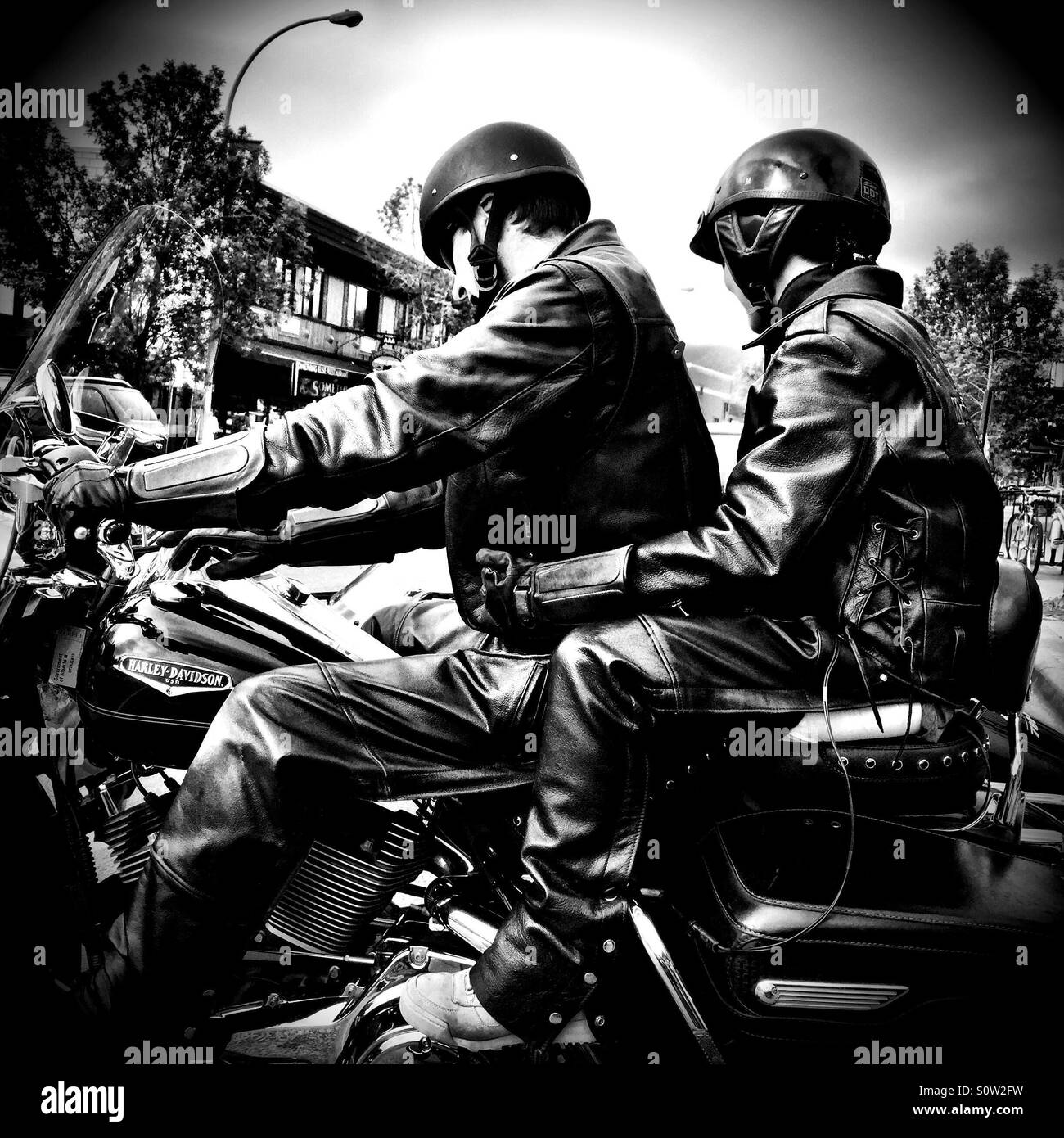Pilote de moto Banque d'images noir et blanc - Alamy