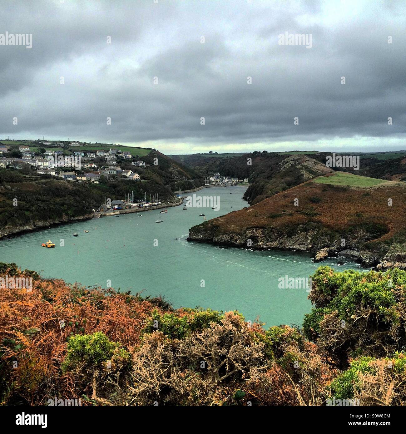 Port de solva avec des bateaux Banque de photographies et d’images à ...