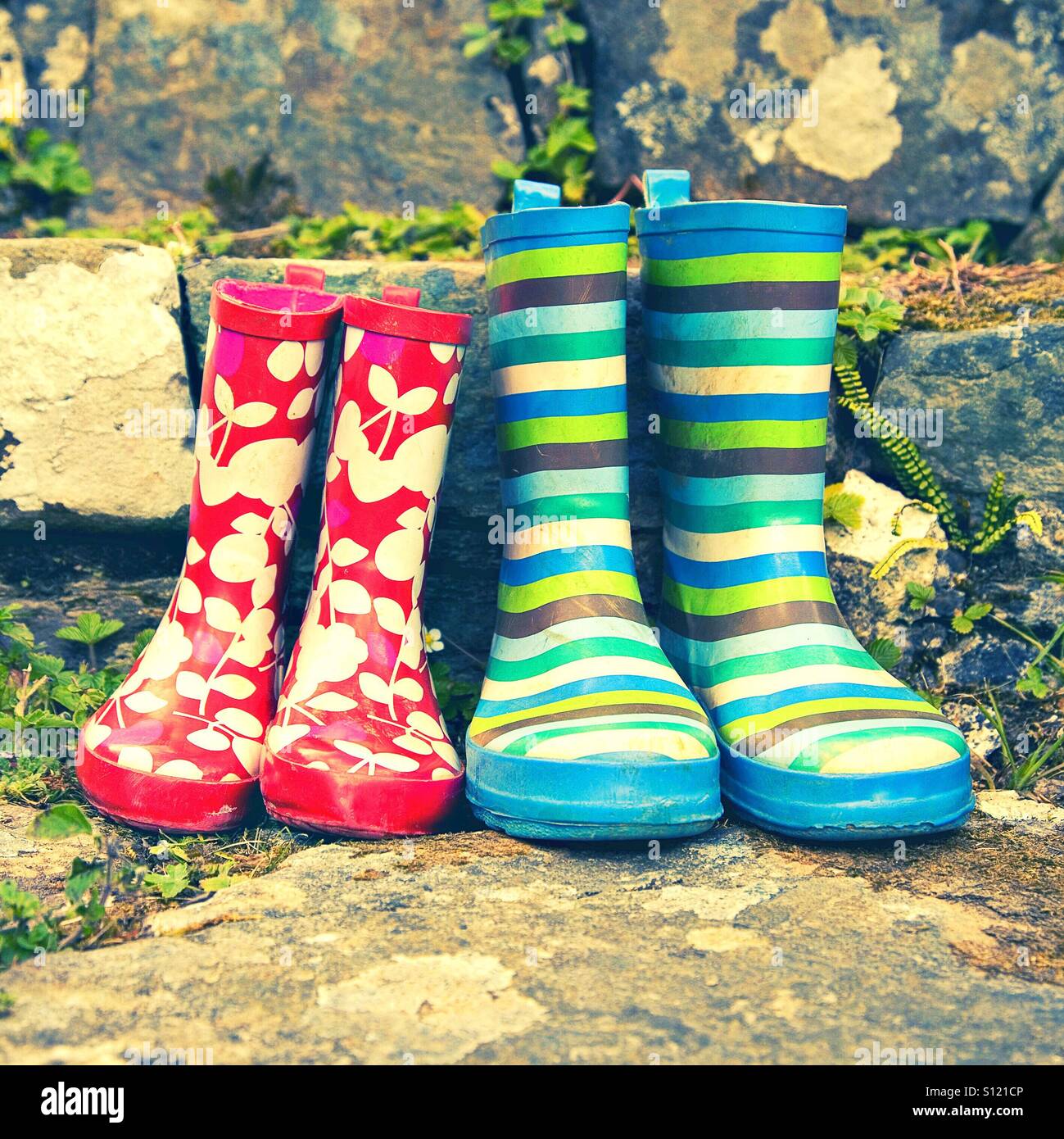 Childrens wellington boots Banque de photographies et d’images à haute ...