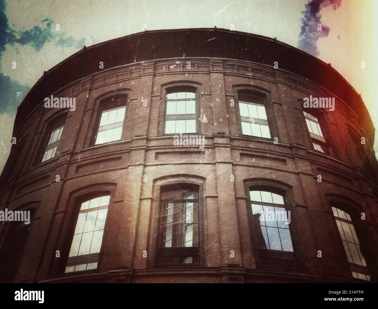 Bâtiment rond Banque de photographies et d’images à haute résolution ...