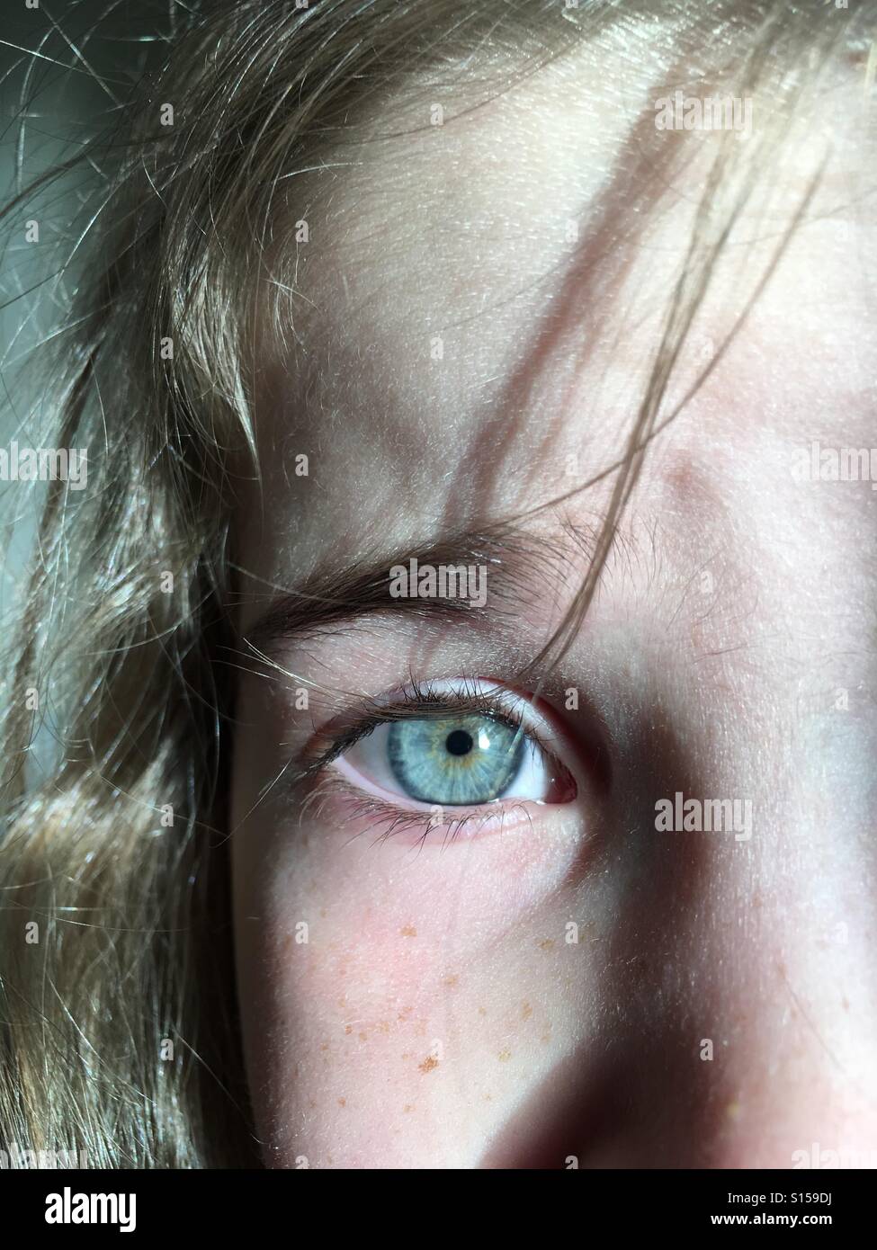 Oeil triste Banque de photographies et d’images à haute résolution - Alamy