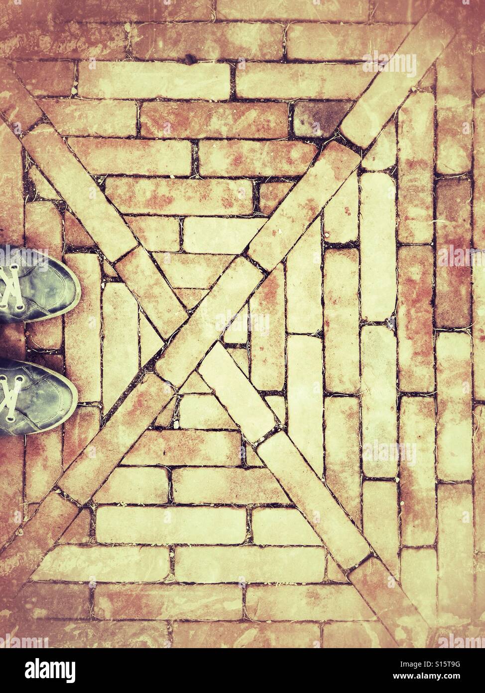 Brick road Banque de photographies et d’images à haute résolution - Alamy