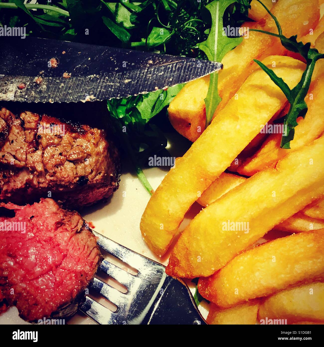 Steak frites Banque de photographies et d’images à haute résolution - Alamy